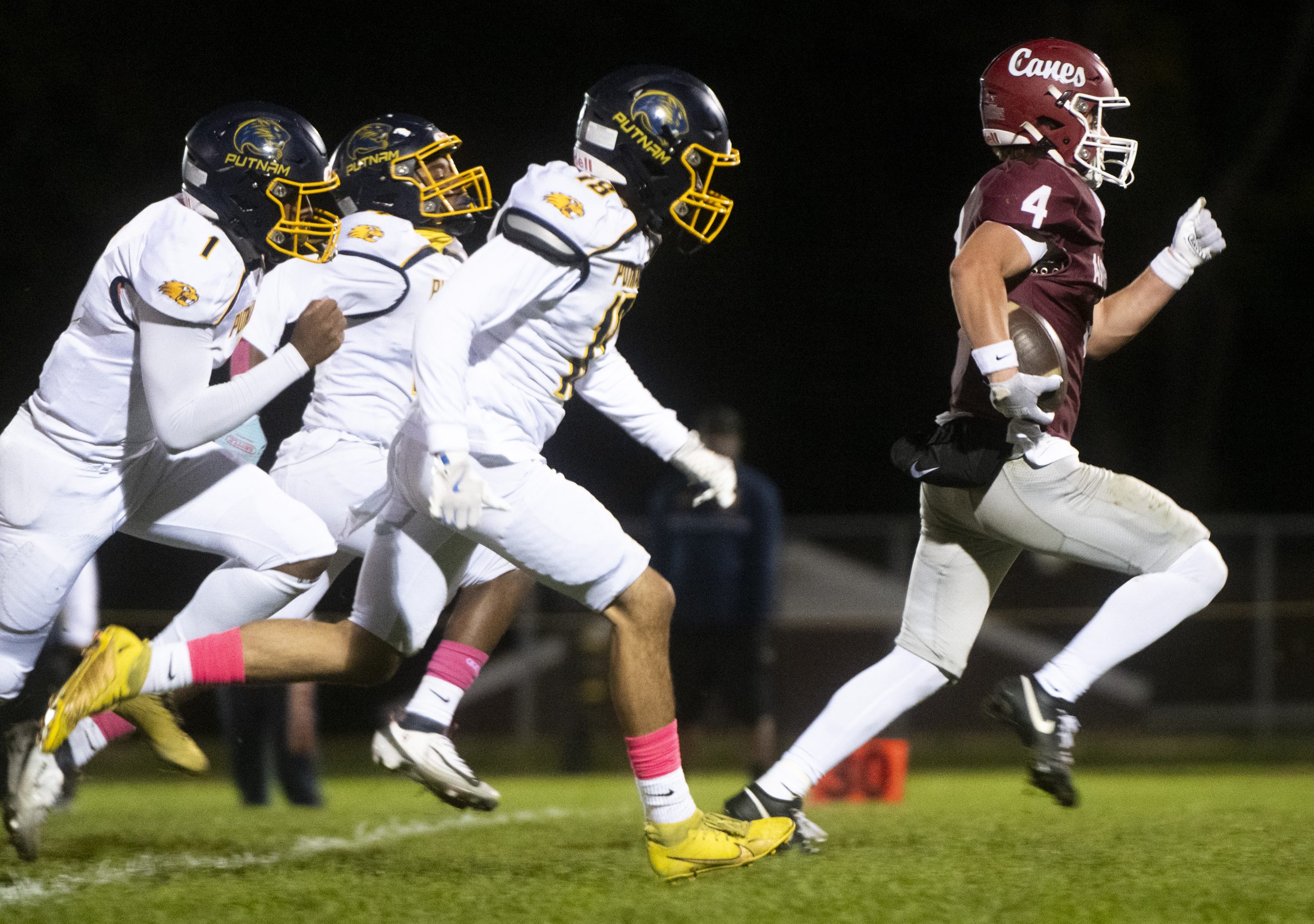 H.S. Football: Amherst dominates Putnam 48-18 in Suburban South league ...