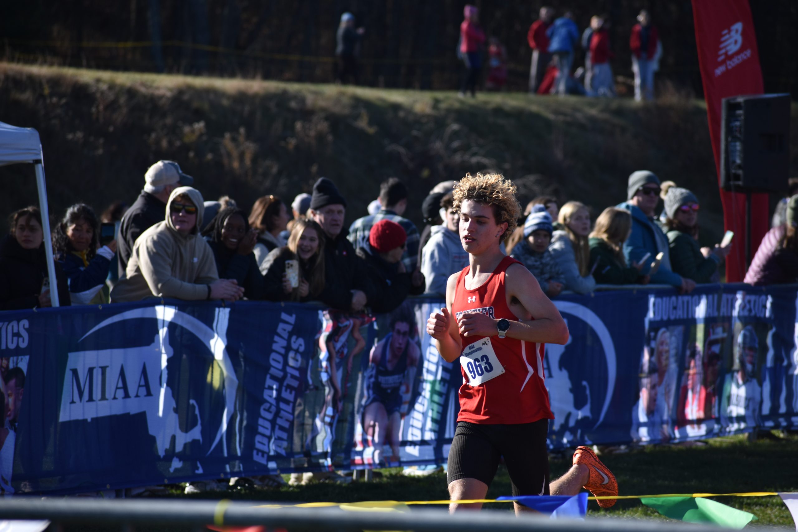 Cross country: Evan Hedlund, Mairead O’Neil shine at MIAA State ...